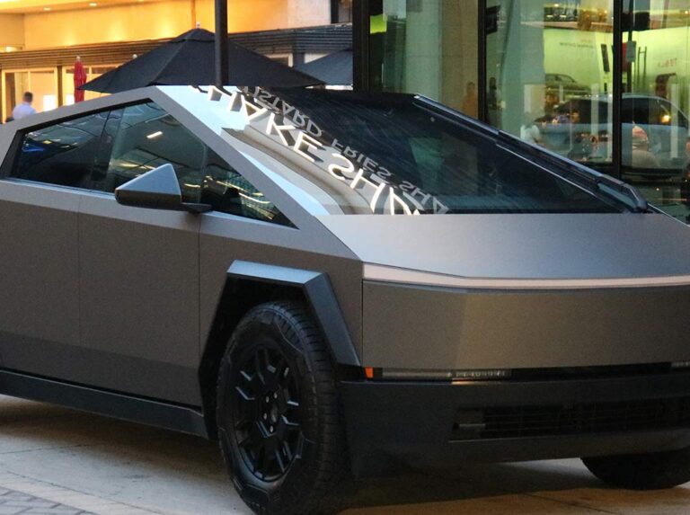 Cybertruck Wraps, Cybertruck Wrap Installation, Cybertruck Custom Wraps ...